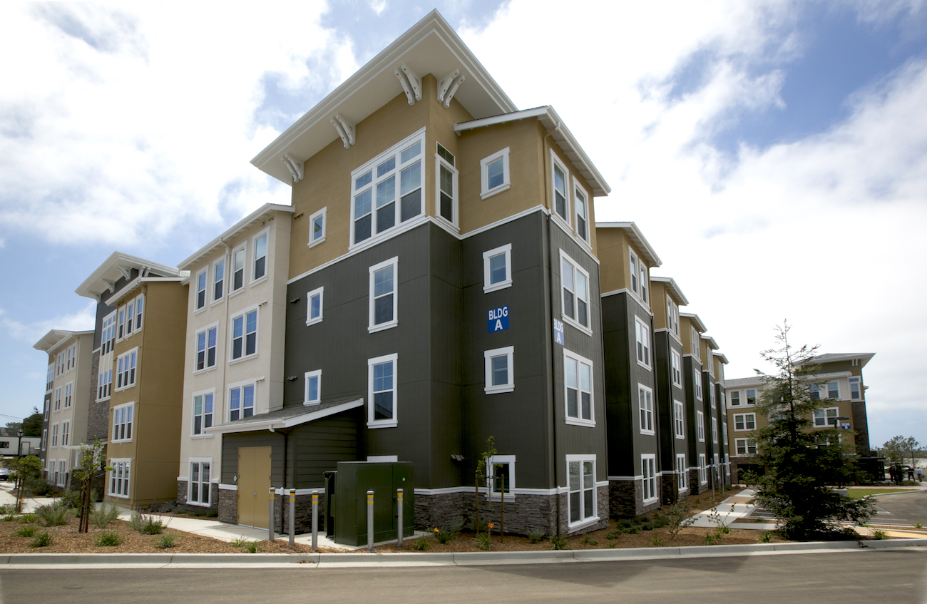 The Promontory_Marina_exterior – AMCAL